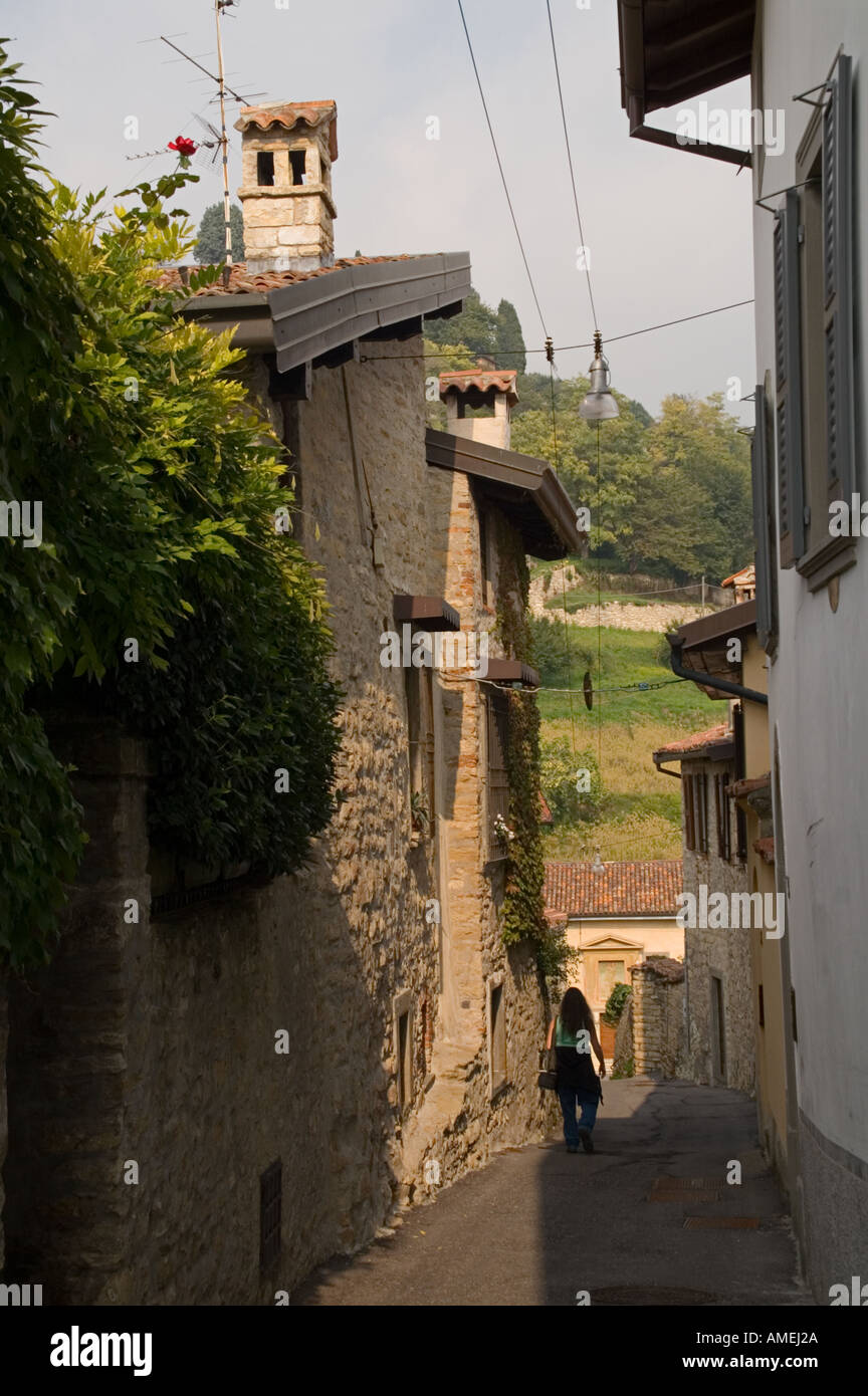 Borgo canale bergamo hi-res stock photography and images - Alamy