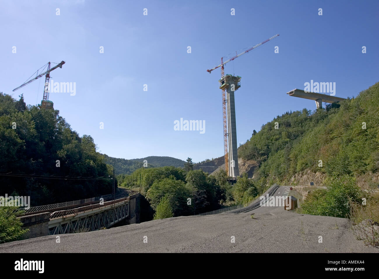 New viaduct de la Colagne under construction on RN88 motorway France ...