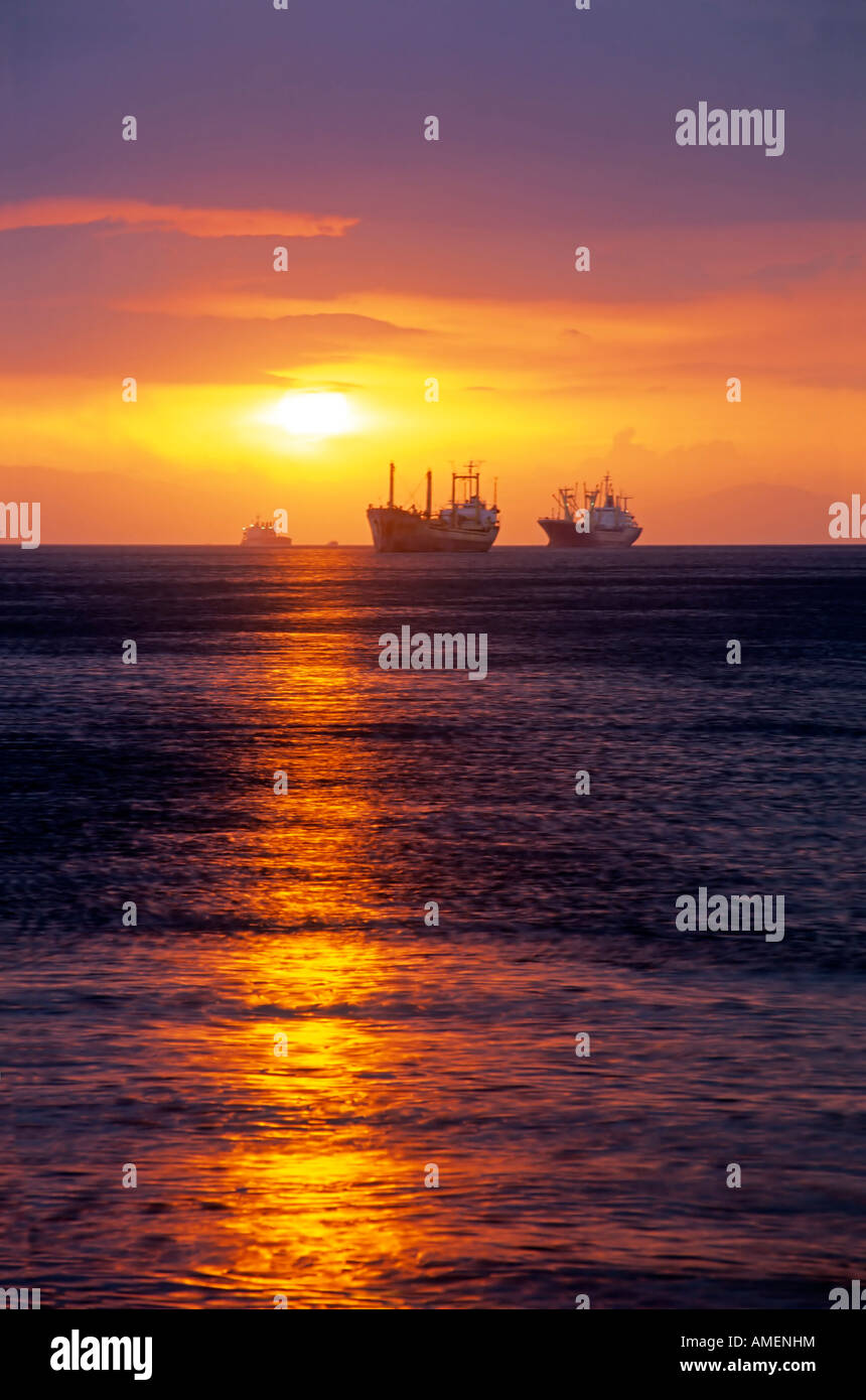 Sunset Manila Bay Philippines Stock Photo - Alamy