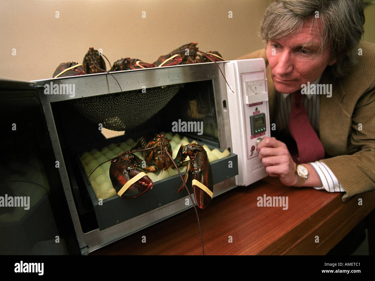 RESEARCH SPONSOR SIMON BUCKHAVEN DEMONSTRATES THE HUMANE CRUSTACEAN ...