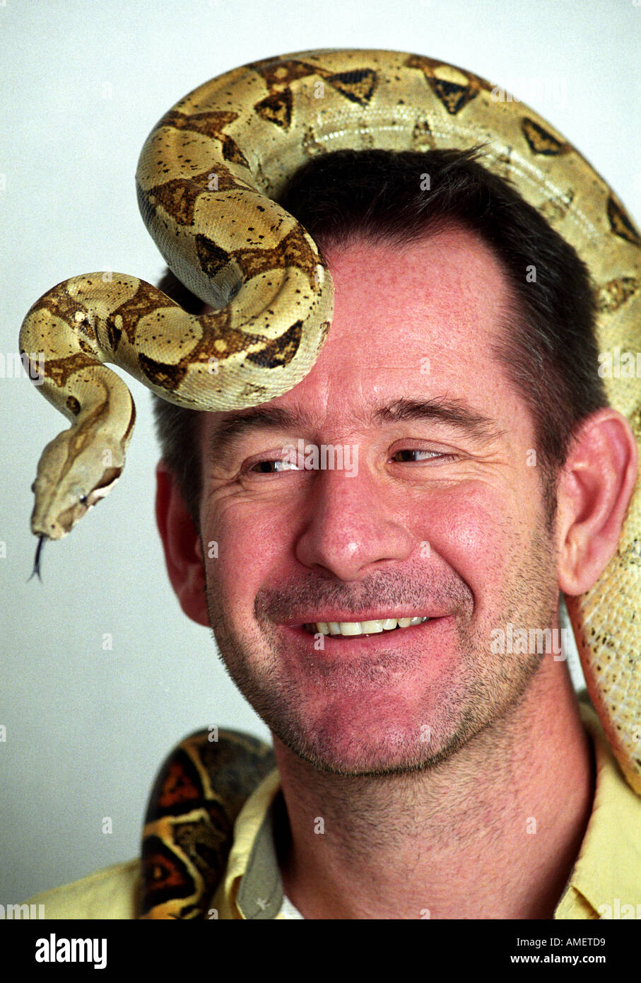 NIGEL MARVEN WHO PRESENTS THE ITV PROGRAMME GIANTS PICTURED WITH A ...