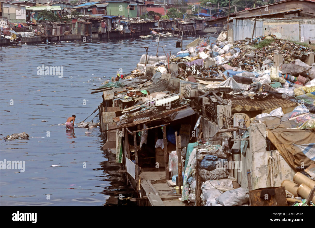 Slum Tondo Manila Philippines Stock Photo: 15243094 - Alamy