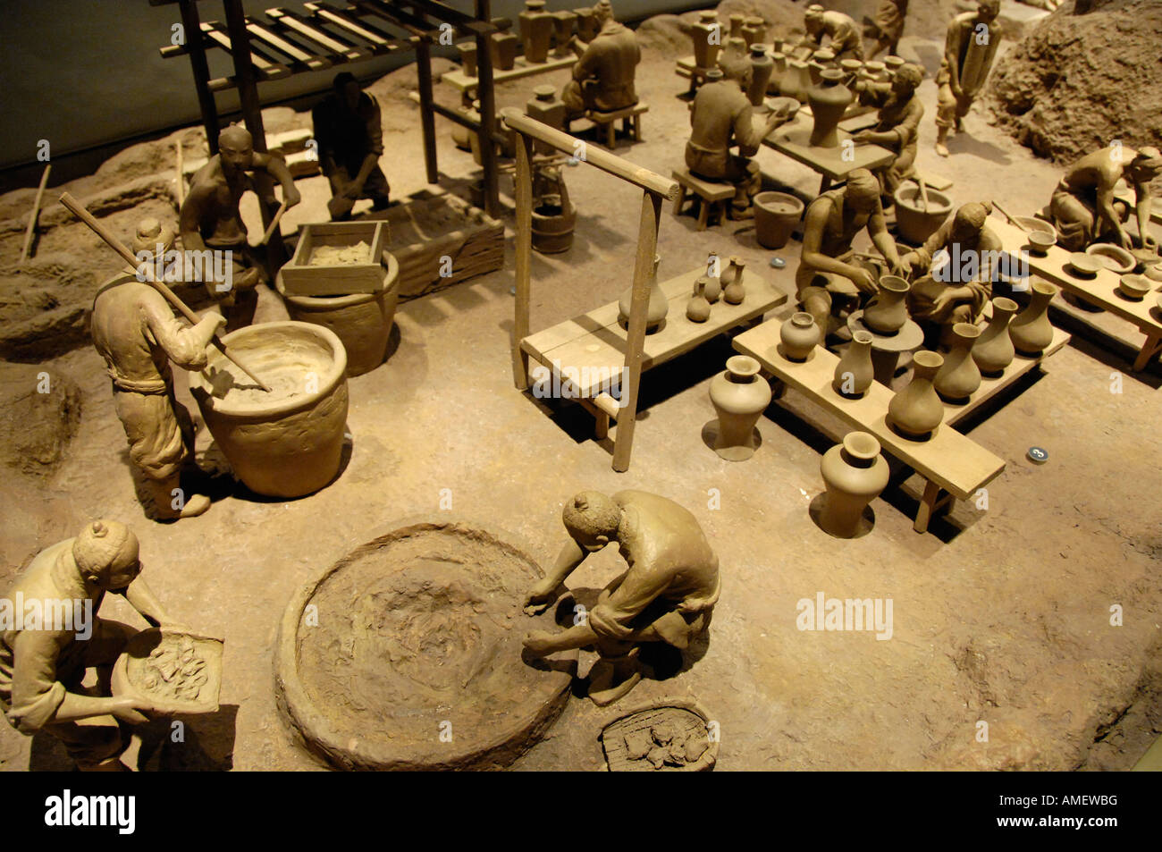 Ancient ceramics production hi-res stock photography and images - Alamy