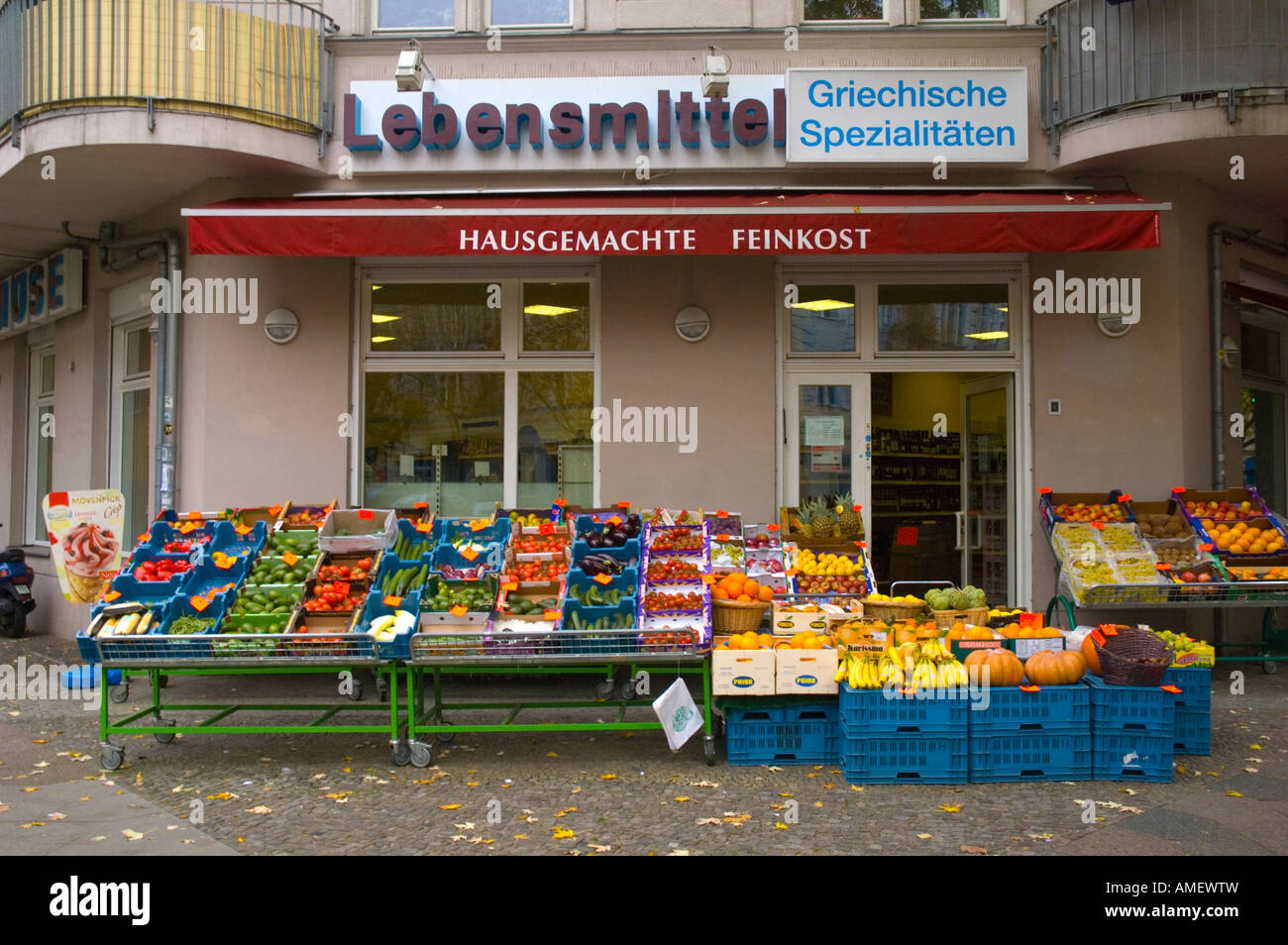 German grocery store hi-res stock photography and images - Alamy