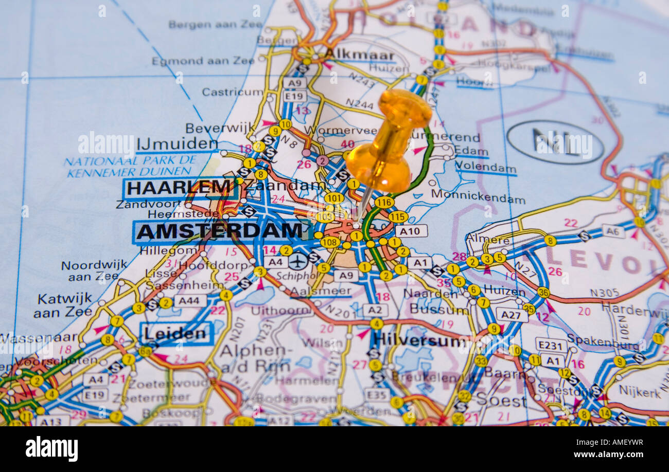 Map pin amsterdam hi-res stock photography and images - Alamy