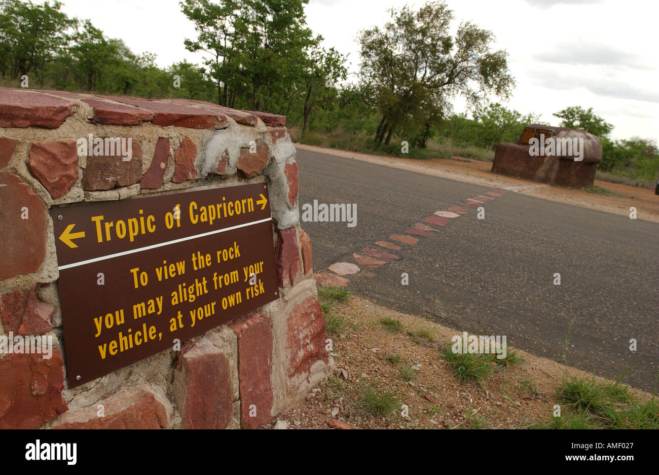 African road sign directions signs hi-res stock photography and images ...