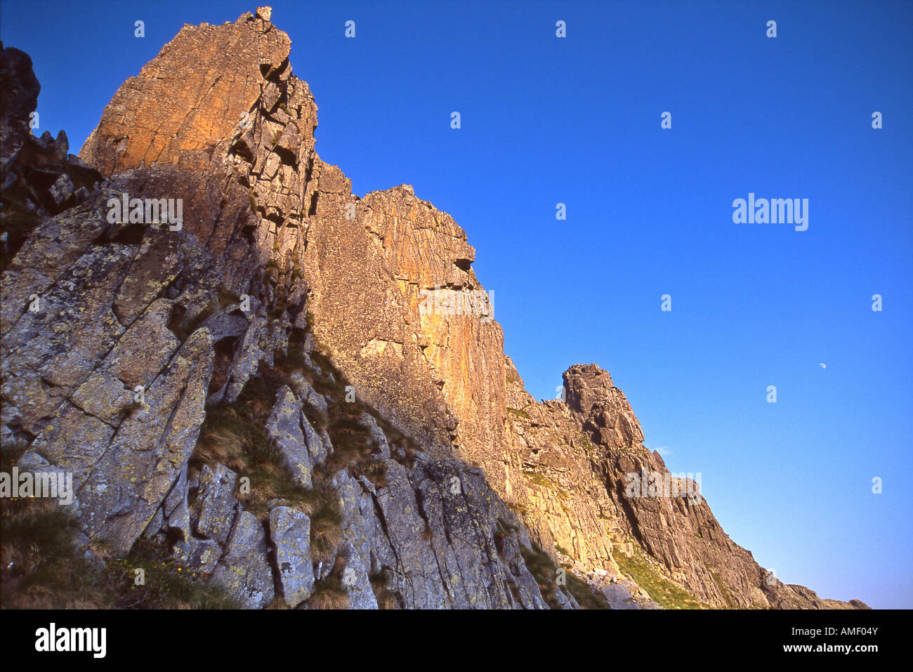 Val Cadino creste di Laione Stock Photo - Alamy