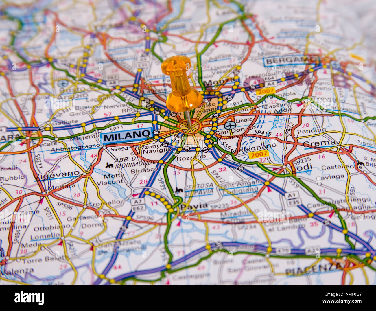 Map of city of Milan with map pin Stock Photo - Alamy