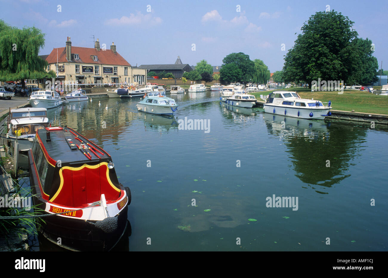 Riverside inn ely hi-res stock photography and images - Alamy