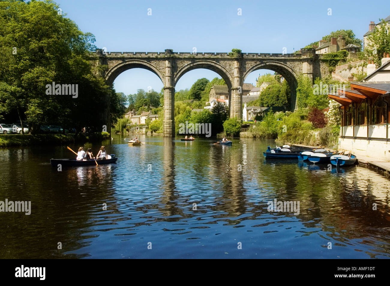 The River Nidd and railway bridge at Knaresborough North Yorkshire ...