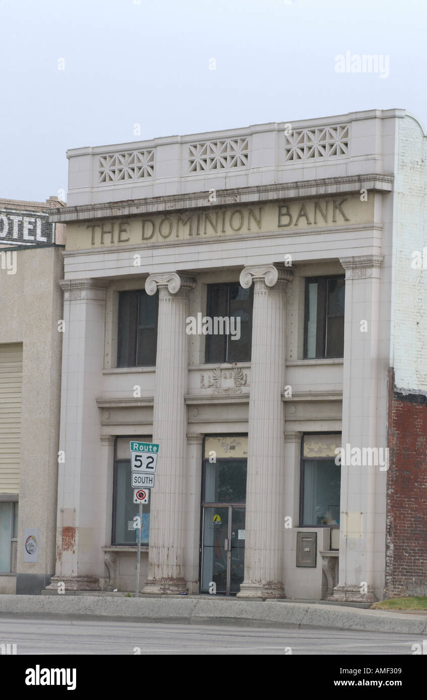 Pillar pillars signage signs hi-res stock photography and images - Alamy