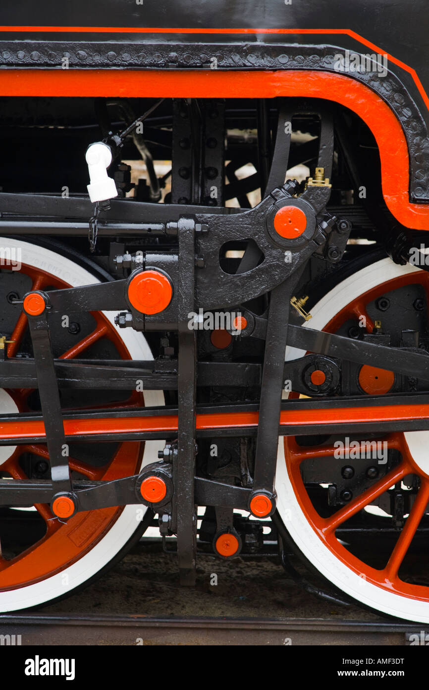 Steam locomotive wheels detail Stock Photo - Alamy