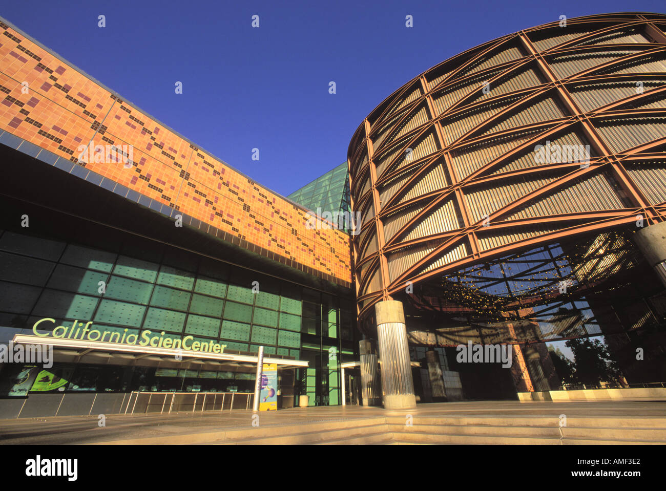 Sciencenter hi-res stock photography and images - Alamy