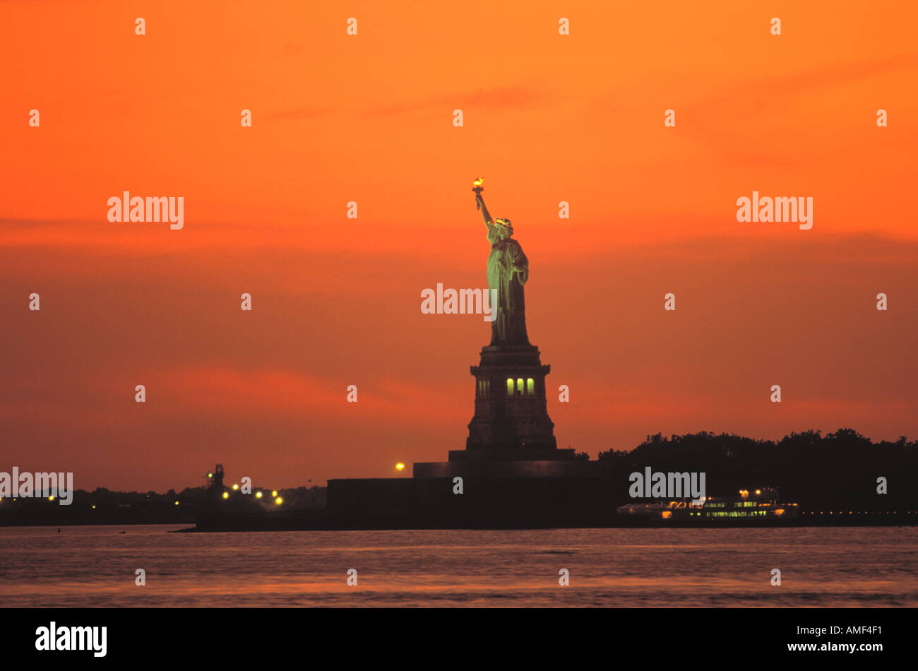 Statue of Liberty Sunset New York Stock Photo - Alamy