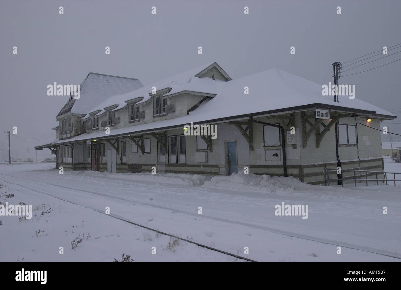 Churchill train station hi-res stock photography and images - Alamy