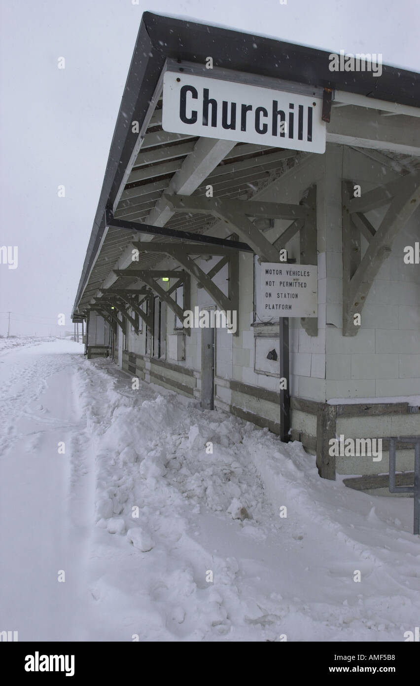 Churchill train station hi-res stock photography and images - Alamy