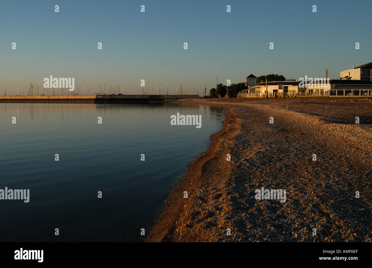 Gimli harbour hi-res stock photography and images - Alamy