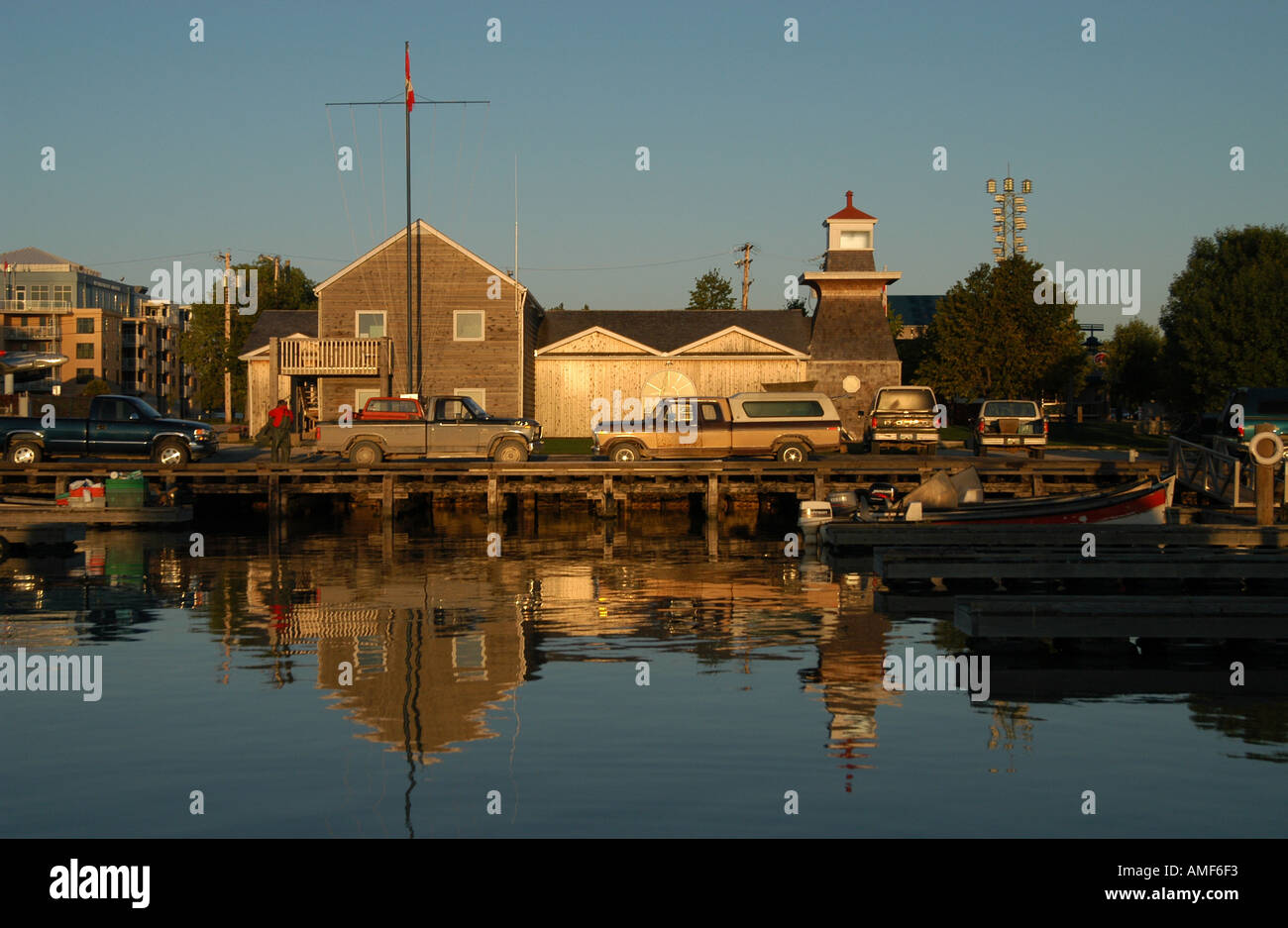 Gimli harbour hi-res stock photography and images - Alamy
