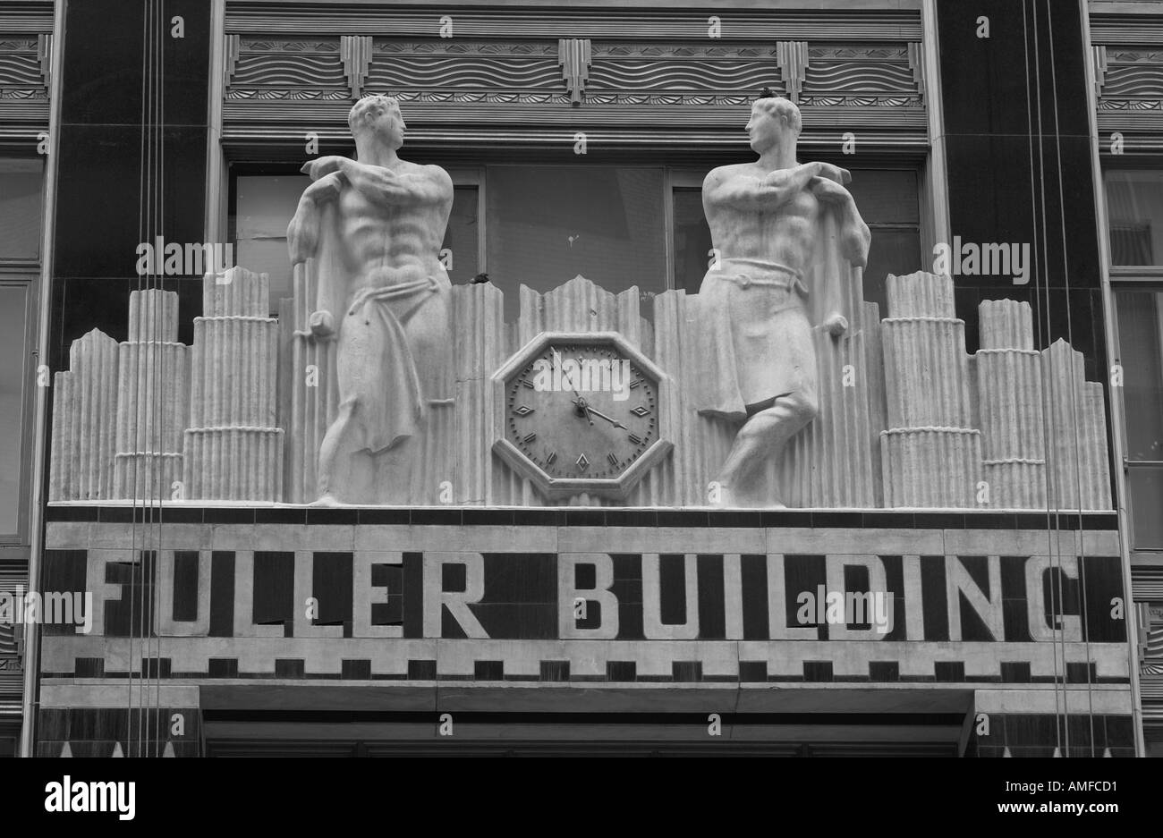 Fuller figure hi-res stock photography and images - Alamy