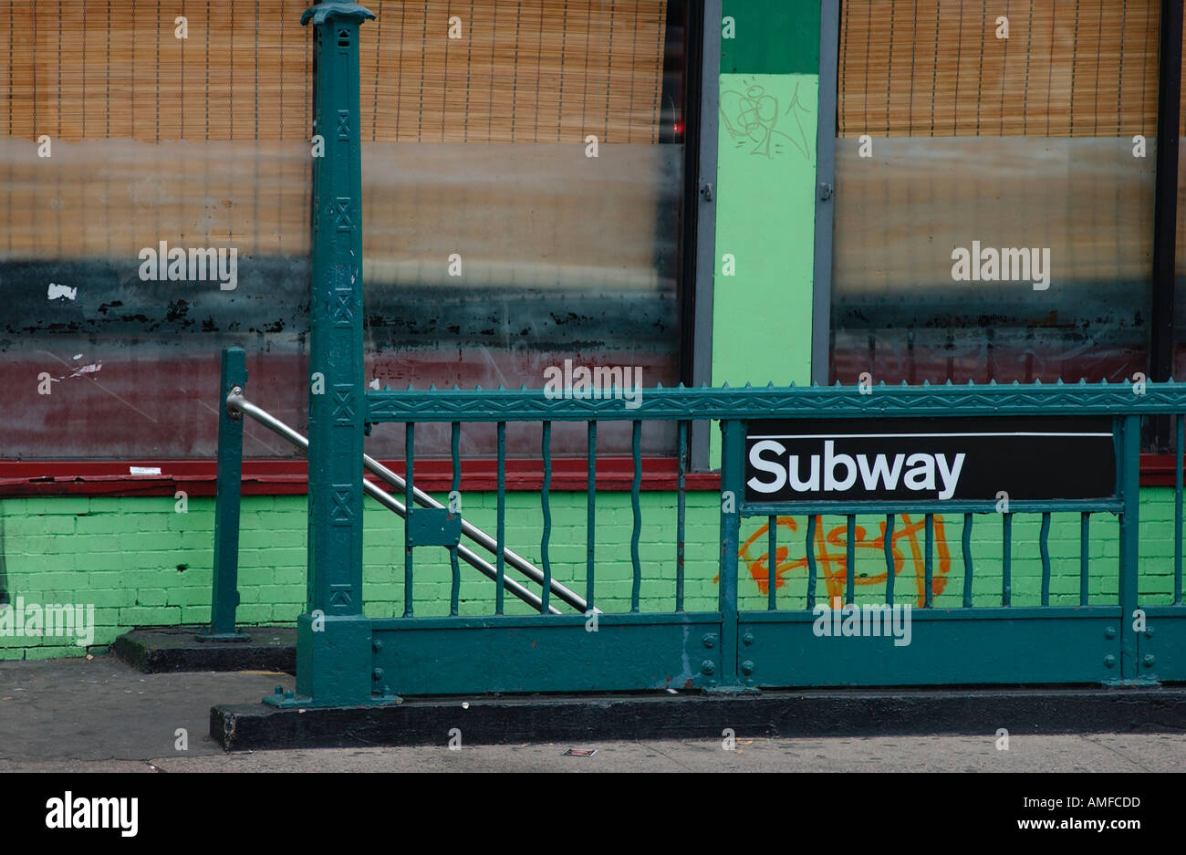 Entrance to Subway New York City Stock Photo - Alamy