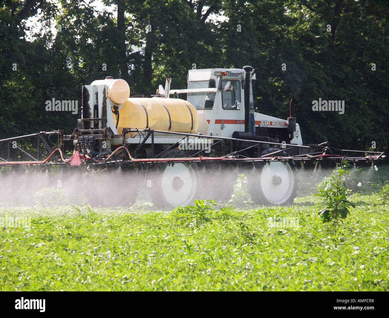 Oil business chemicals hi-res stock photography and images - Alamy