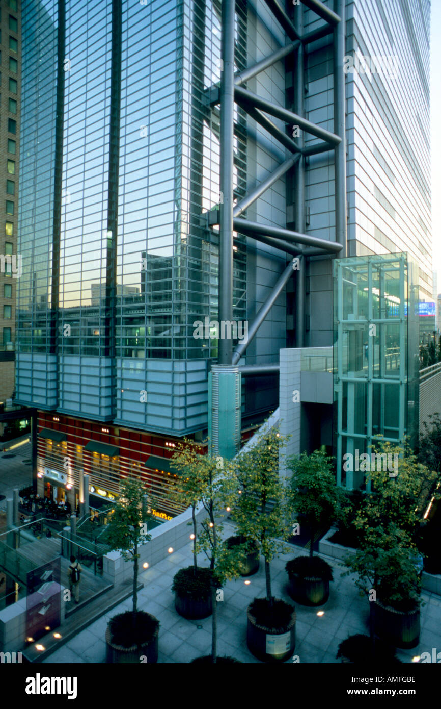 Japan Tokyo Shiodome area Stock Photo - Alamy