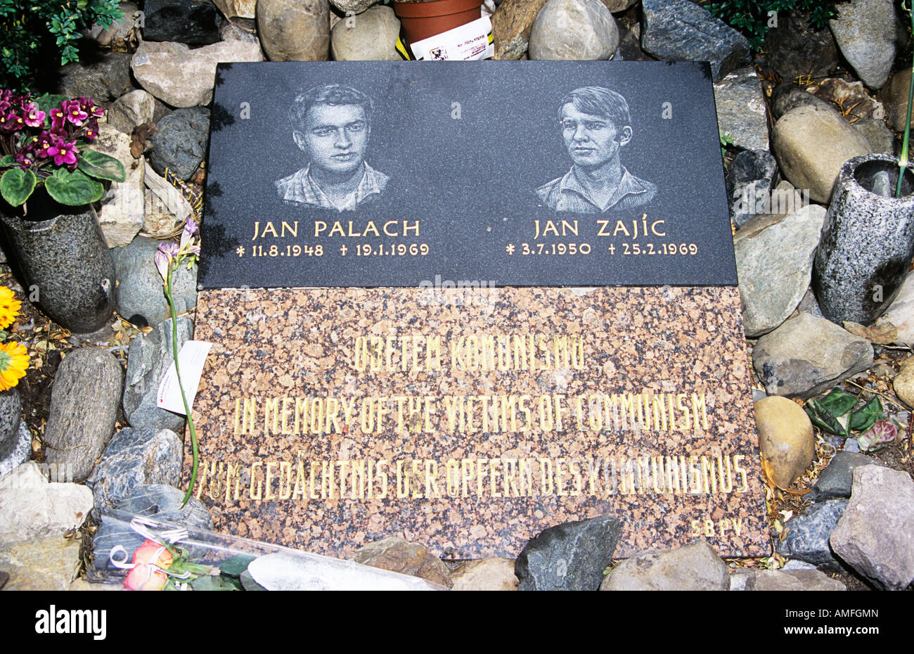 Commemorative plaque to Jan Palach and Jan Zajic, Wenceslas Square ...