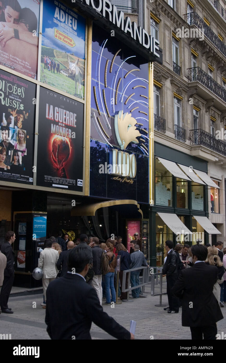 Lido paris hi-res stock photography and images - Alamy