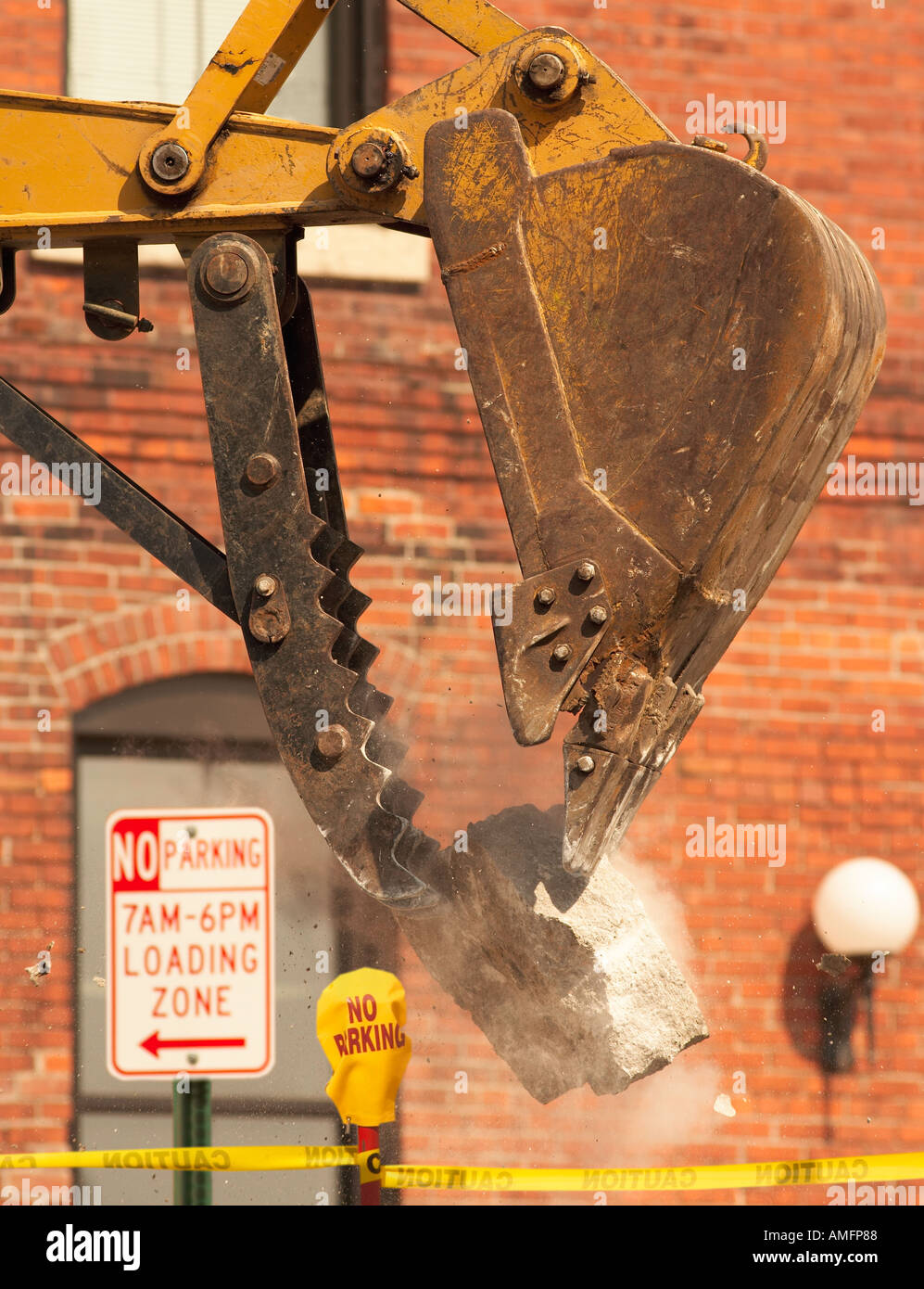 Heavy destruction hi-res stock photography and images - Alamy