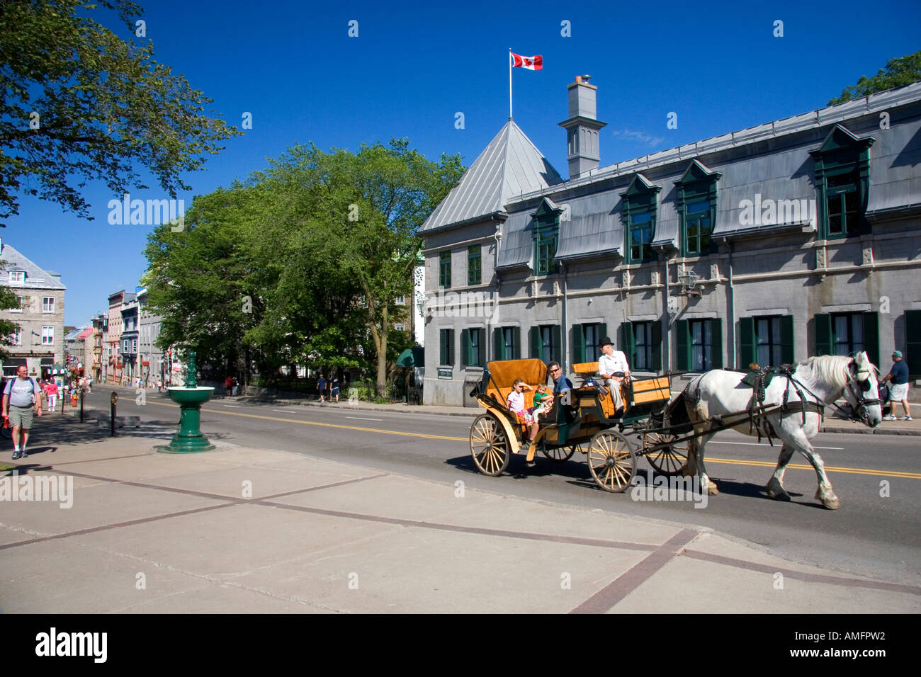 Horse and carriage at Quebec City, Quebec, Canada Stock Photo - Alamy