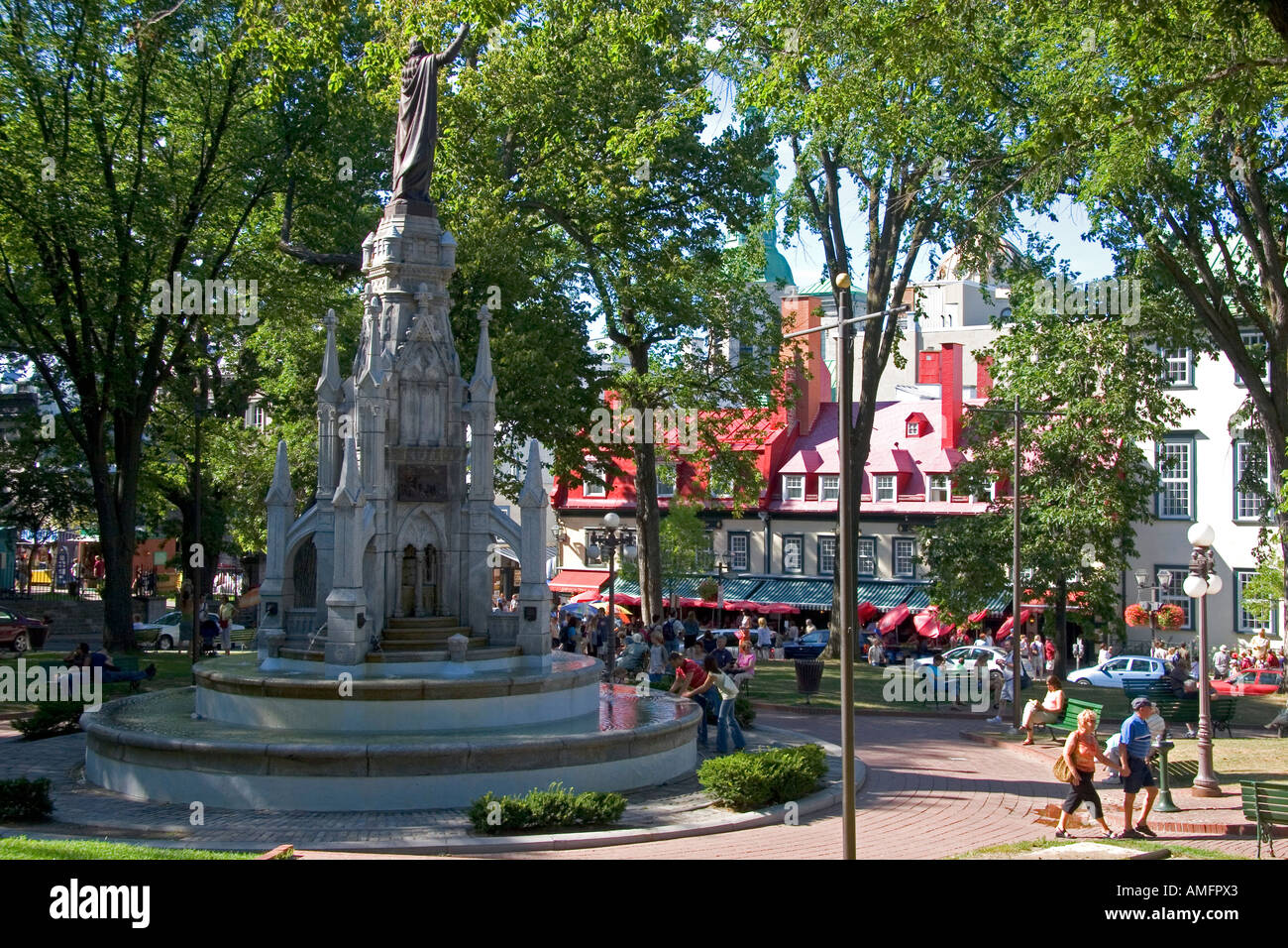 Water fountain at Quebec City, Quebec, Canada Stock Photo - Alamy