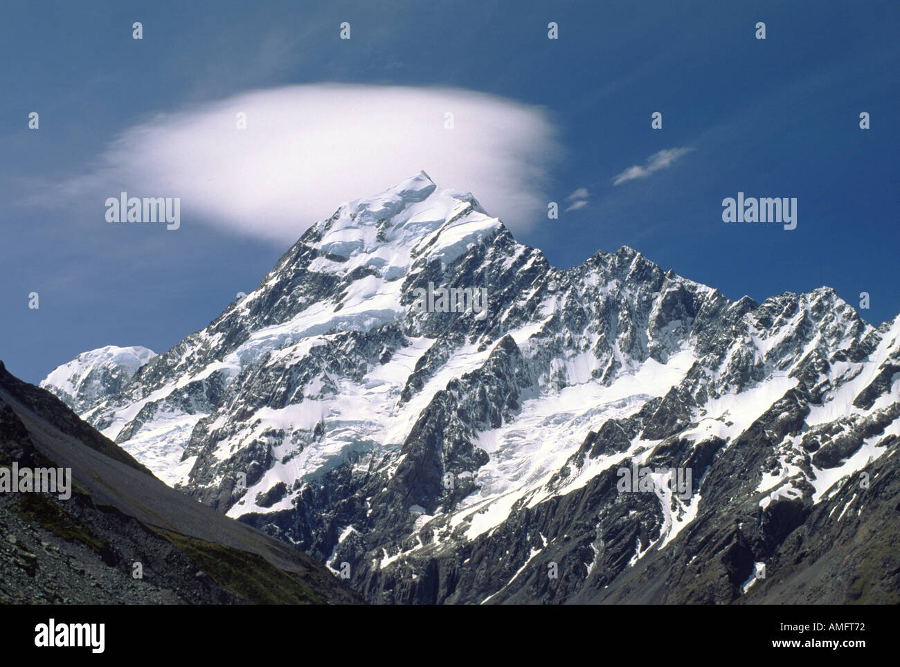 MT COOK New Zealand s highest peak at 12 246 feet is the crowning glory ...
