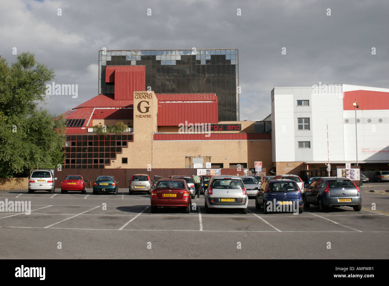 Swansea grand theatre hi-res stock photography and images - Alamy