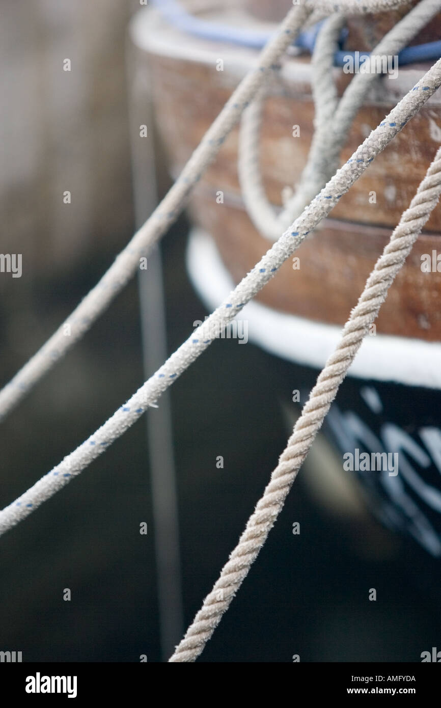 wooden boat details ropes Stock Photo - Alamy