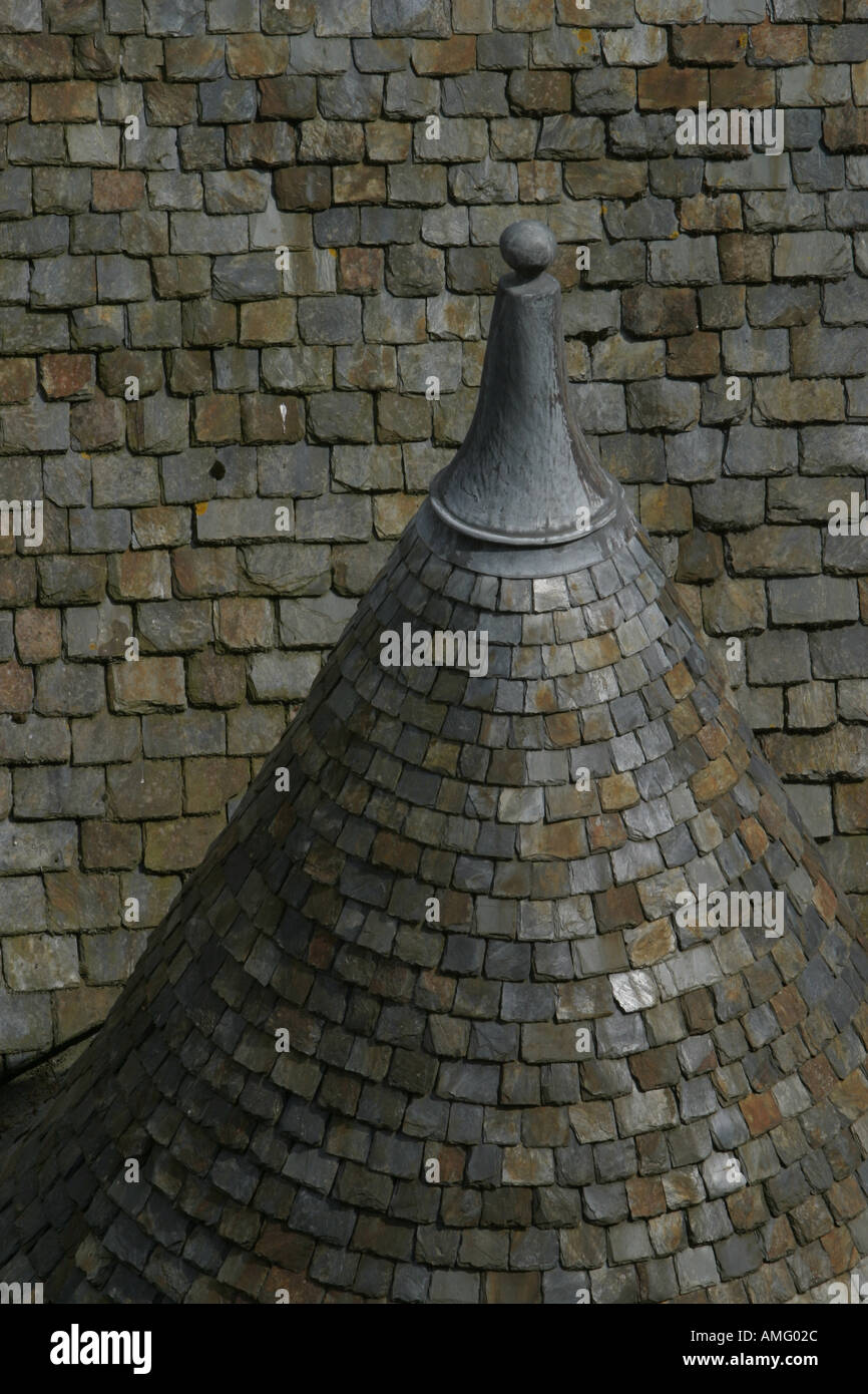 Notched roof hi-res stock photography and images - Alamy