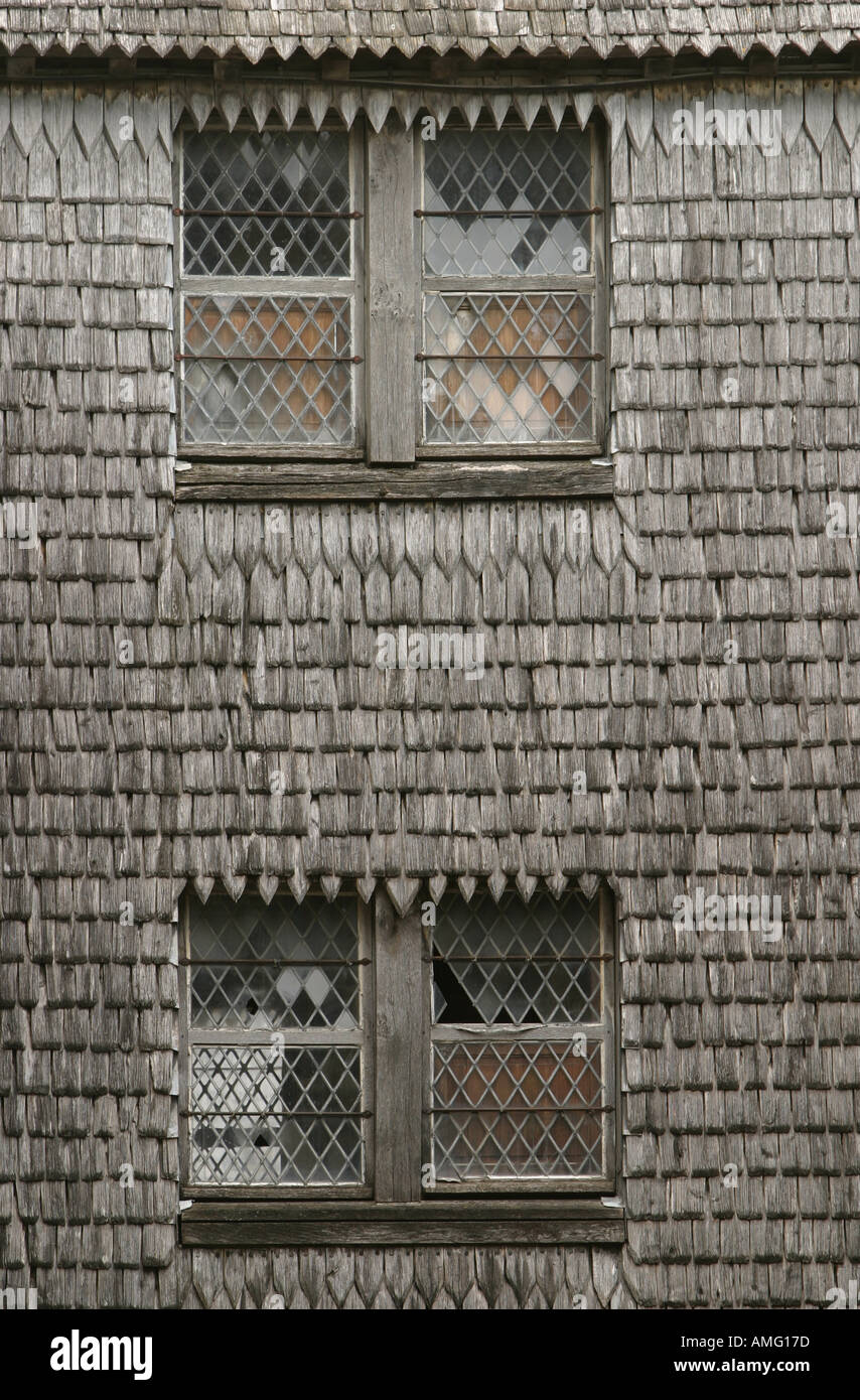 Caste windows hi-res stock photography and images - Alamy