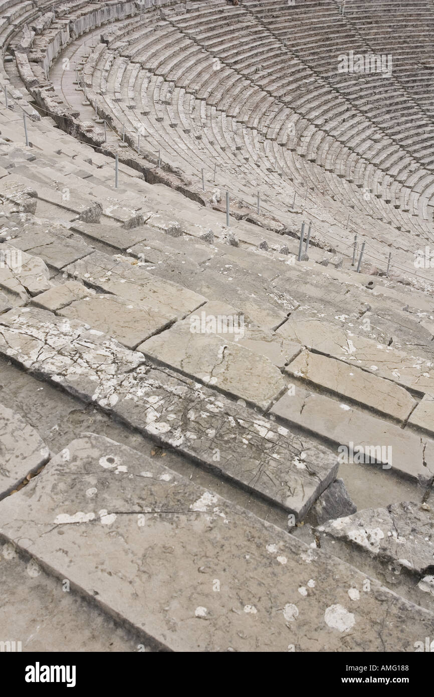 Format alignment architecture hi-res stock photography and images - Alamy