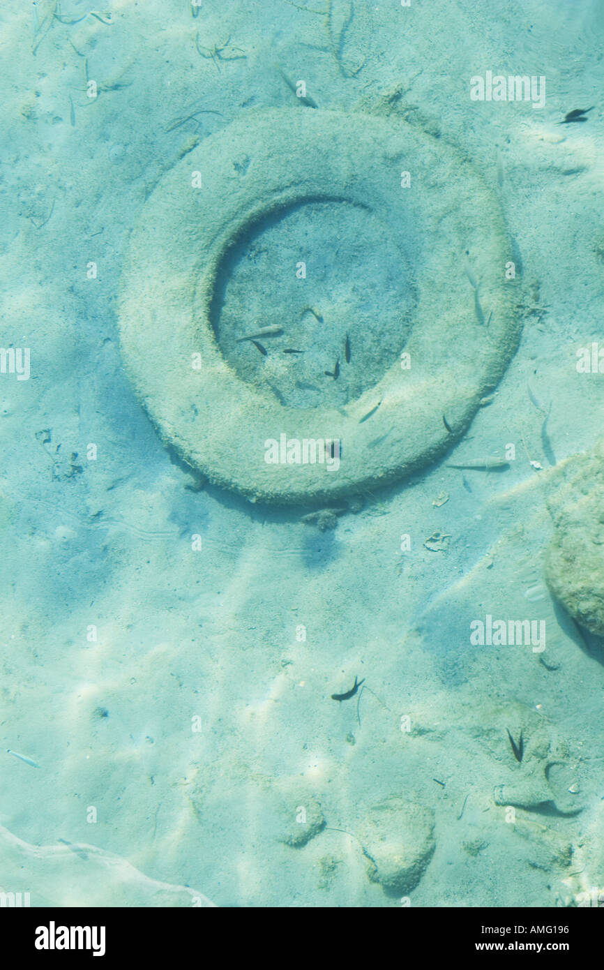 Underwater tire hi-res stock photography and images - Alamy