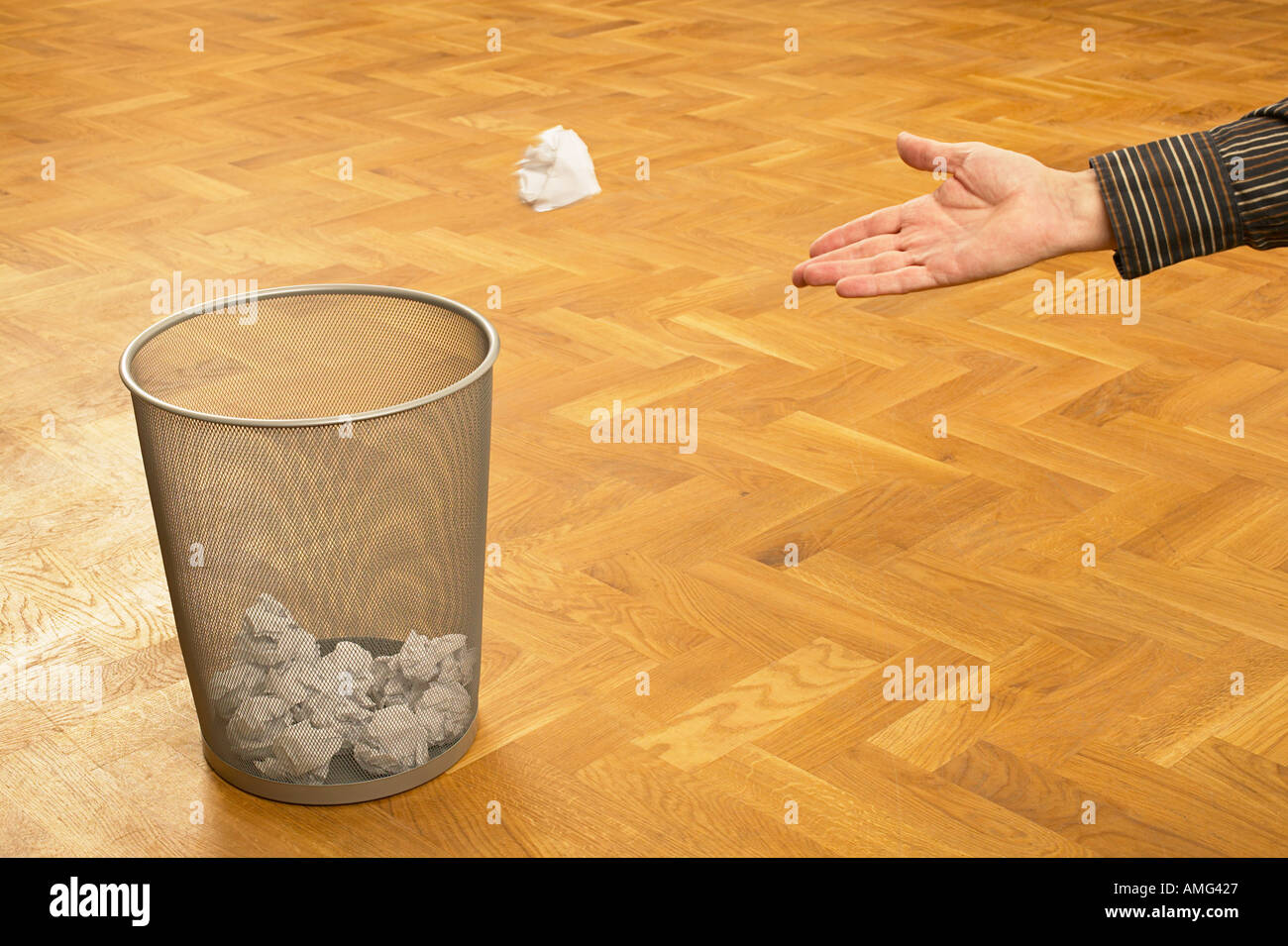 Scrunched Up Paper High Resolution Stock Photography and Images - Alamy