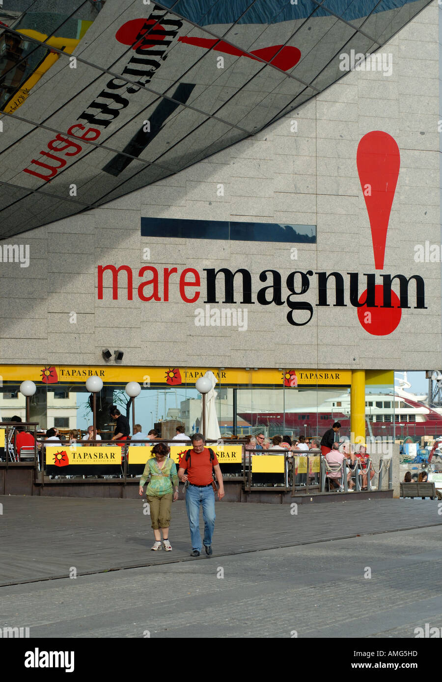 Mare Magnum building on the waterfront , Barcelona Stock Photo - Alamy