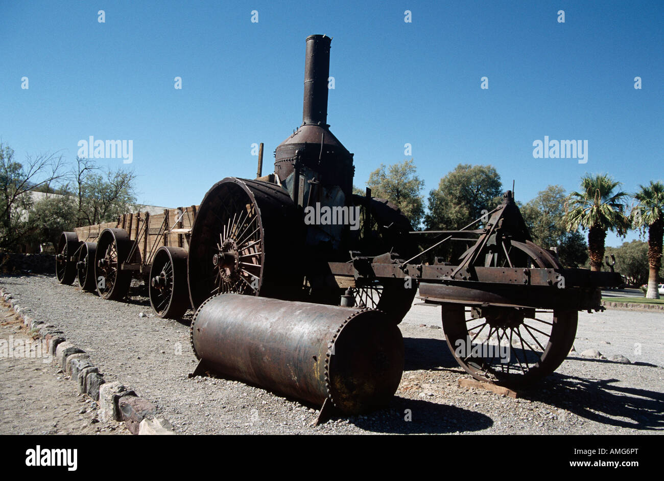Rusty old mobile traction steam engine, Amargosa, Death Valley Junction ...