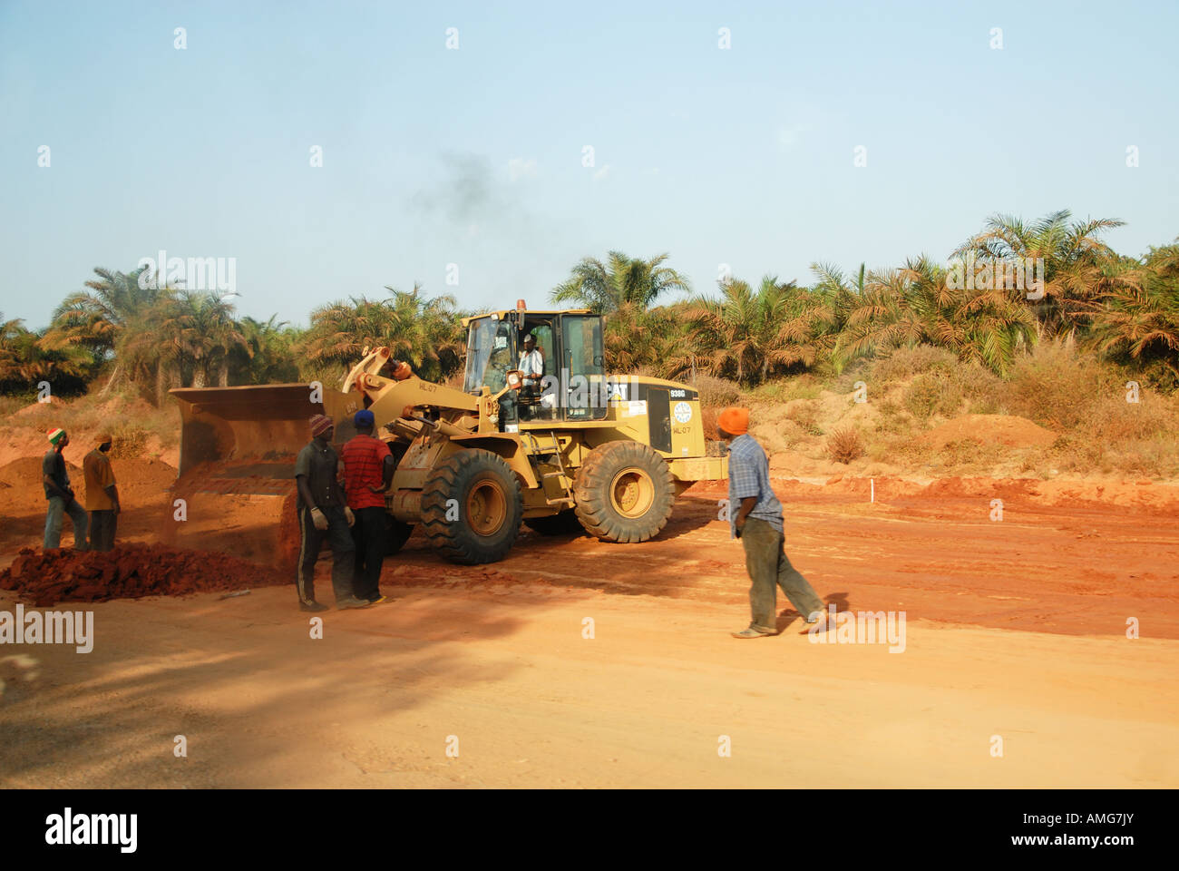 Building road nigeria hi-res stock photography and images - Alamy