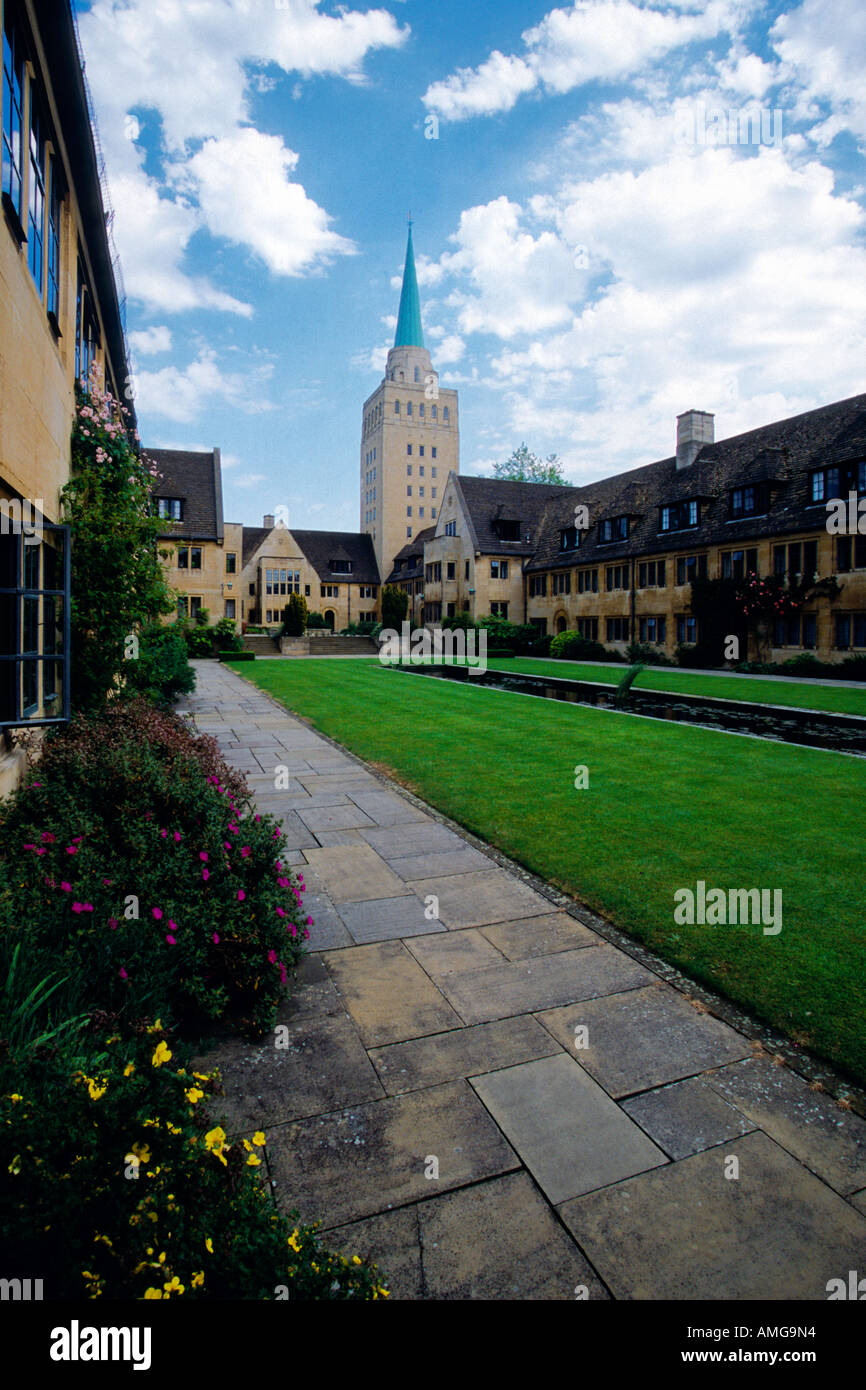 Lord nuffield hi-res stock photography and images - Alamy