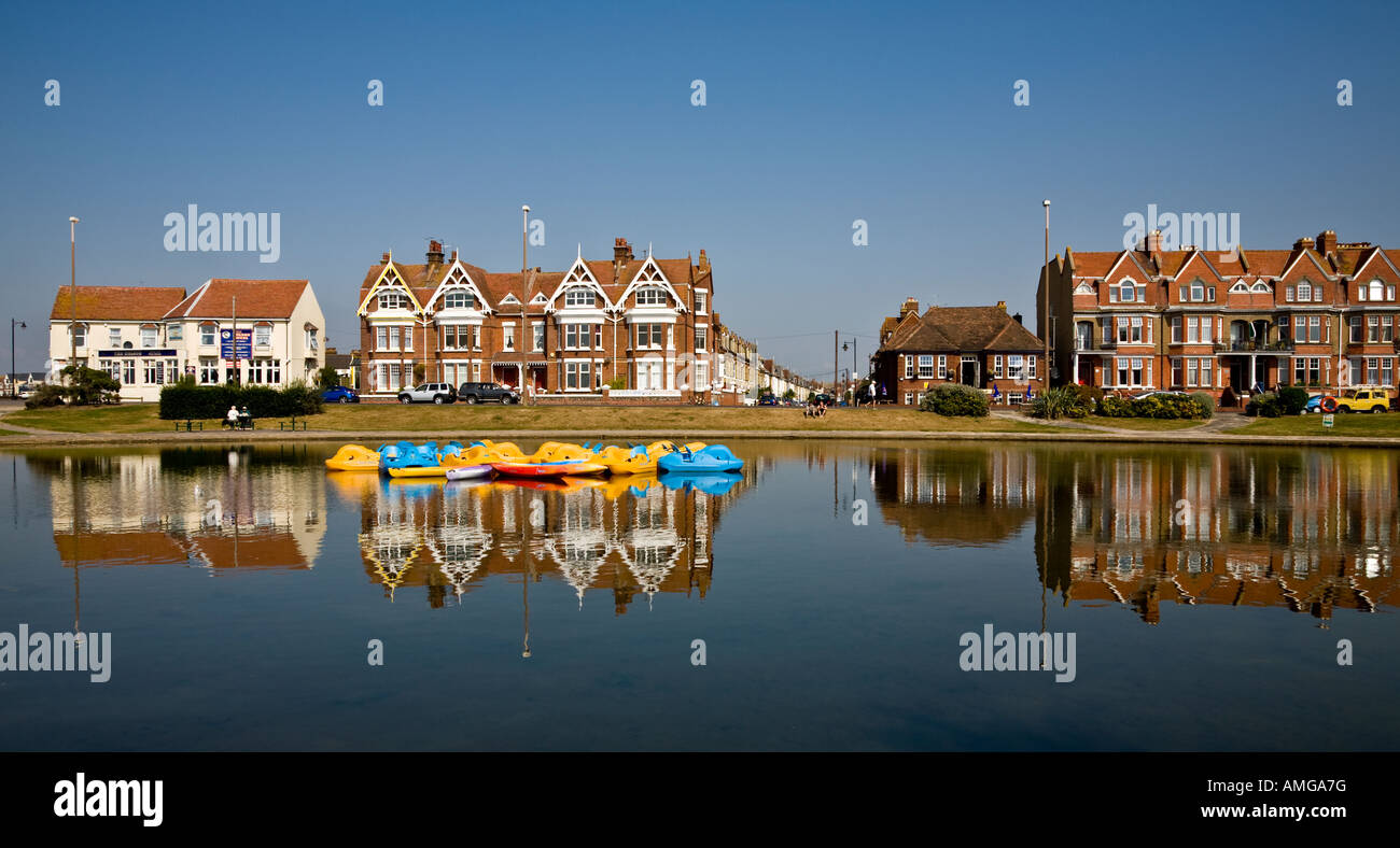 Oyster pond boating lake littlehampton hi-res stock photography and ...