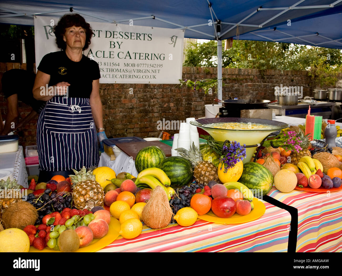 Food stand festival uk hi-res stock photography and images - Alamy