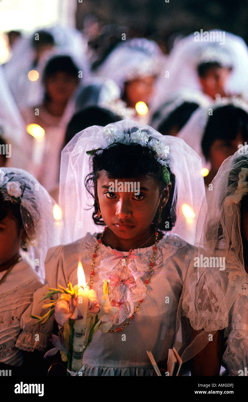 La Ruta Maya, Maya girls line up to receive first Communion ...