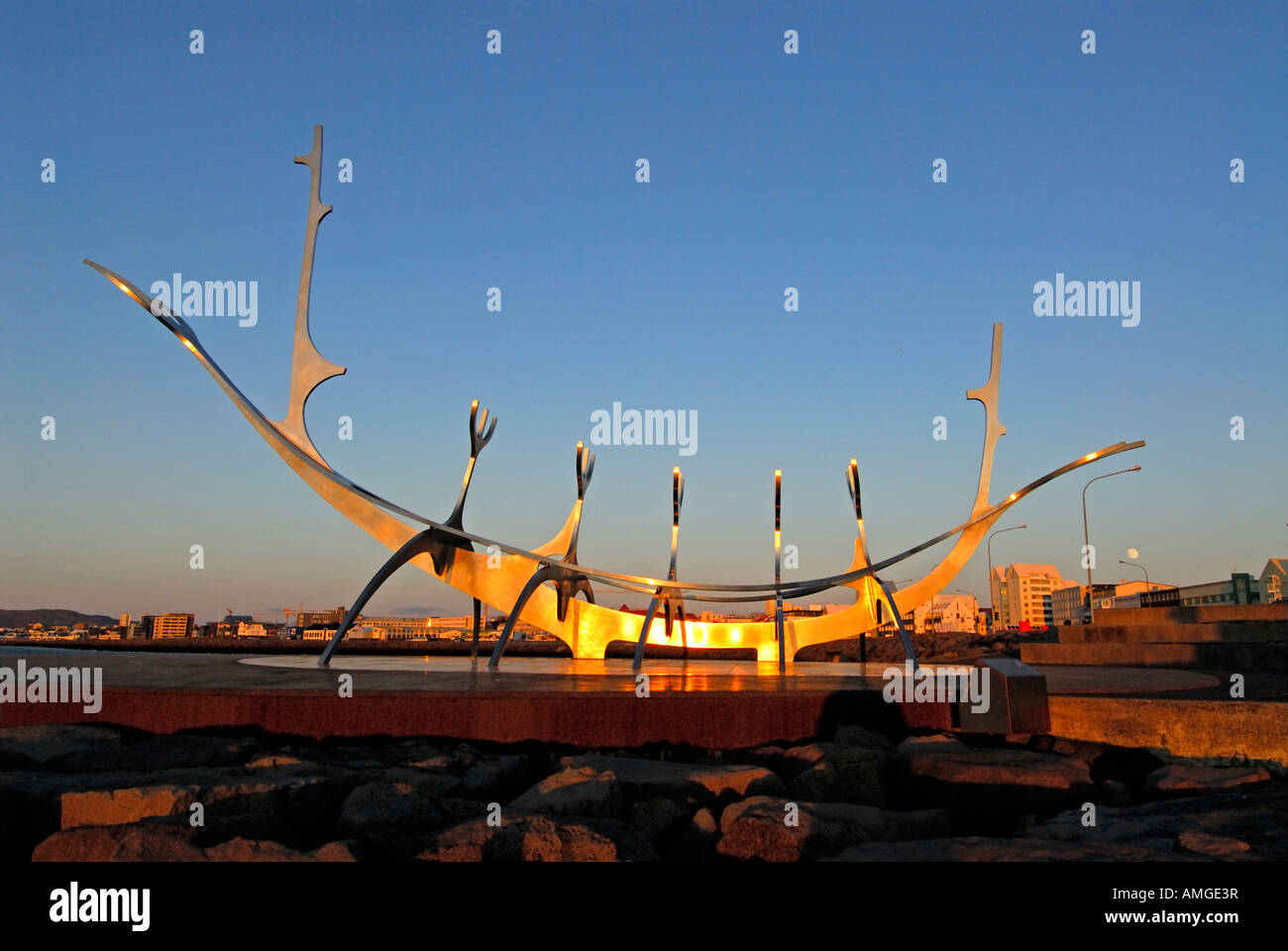 Solfar The Sun Voyager Viking ship sculpture by Jon Gunnar Arnason ...
