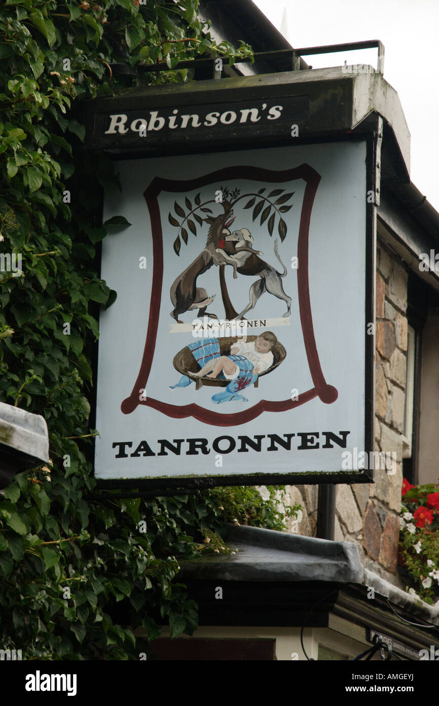 The Tanronnen Inn, Beddgelert, Snowdonia, Gwynedd, North Wales, UK. The ...