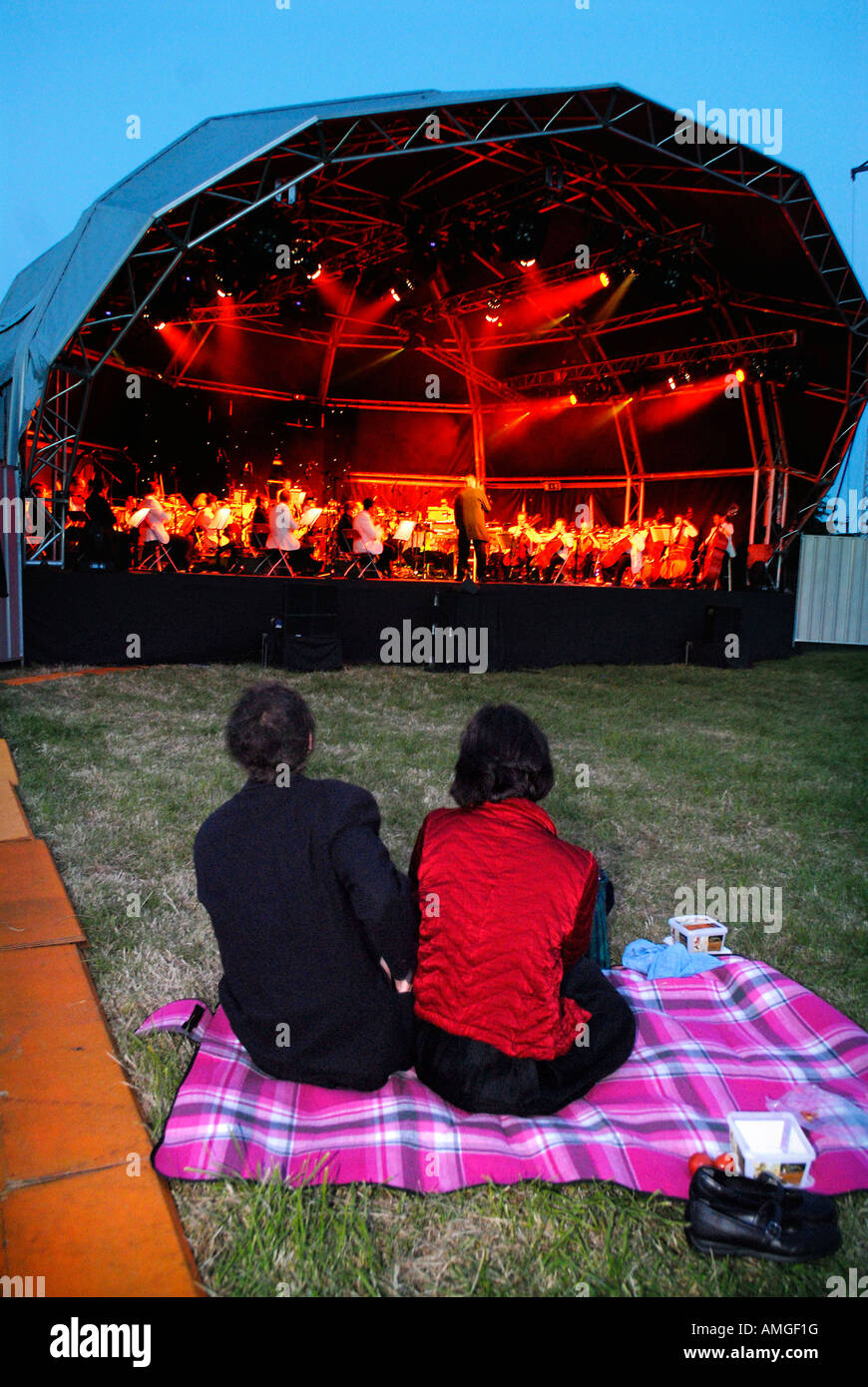 Prom concert hi-res stock photography and images - Alamy