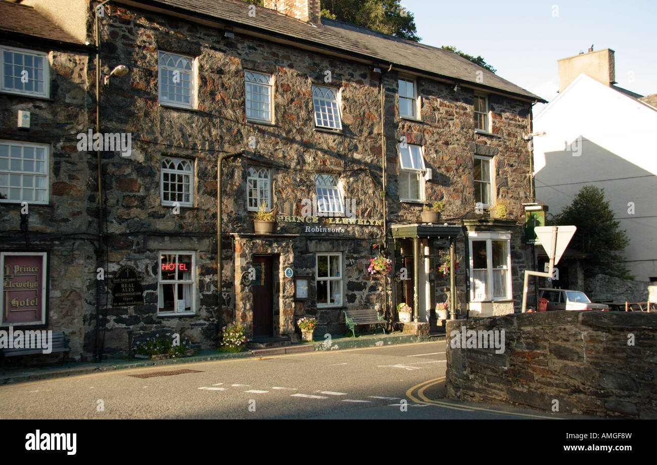 Prince Llewelyn Hotel, Beddgelert, Snowdonia, Gwynedd, North Wales, UK ...